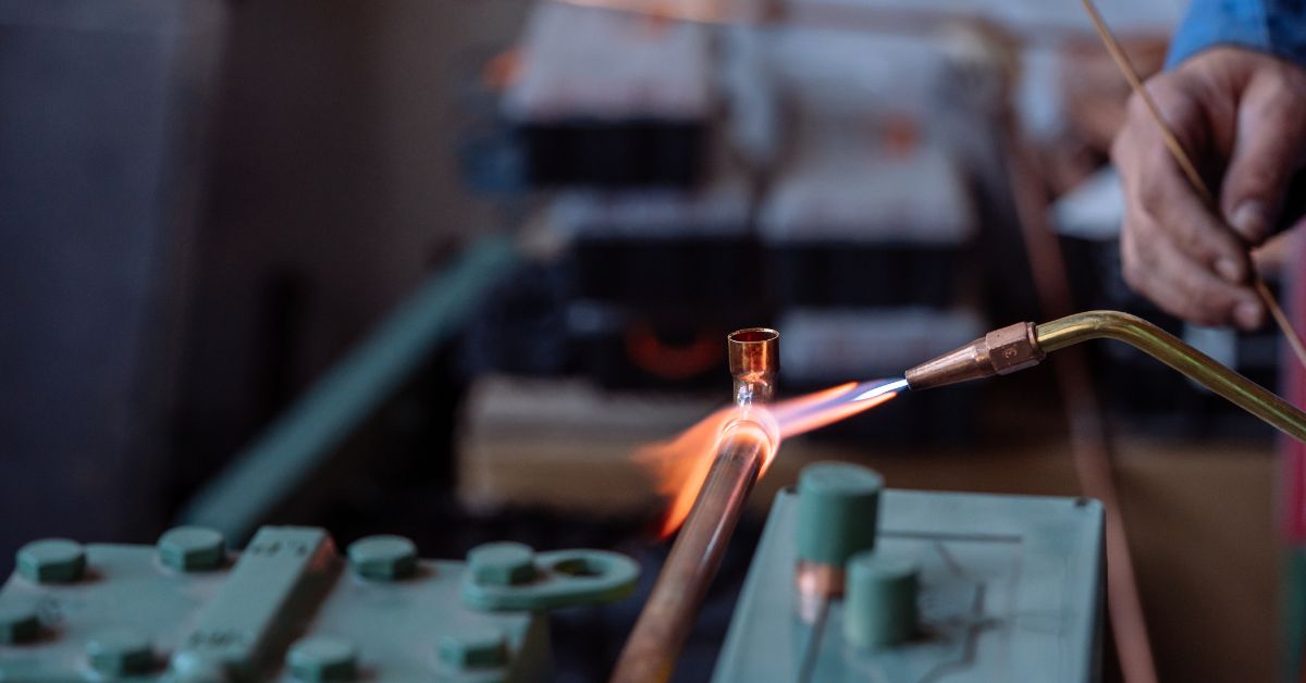 Ways To Improve Precision Cutting With an Oxy-Fuel Torch - Koike Aronson, Inc